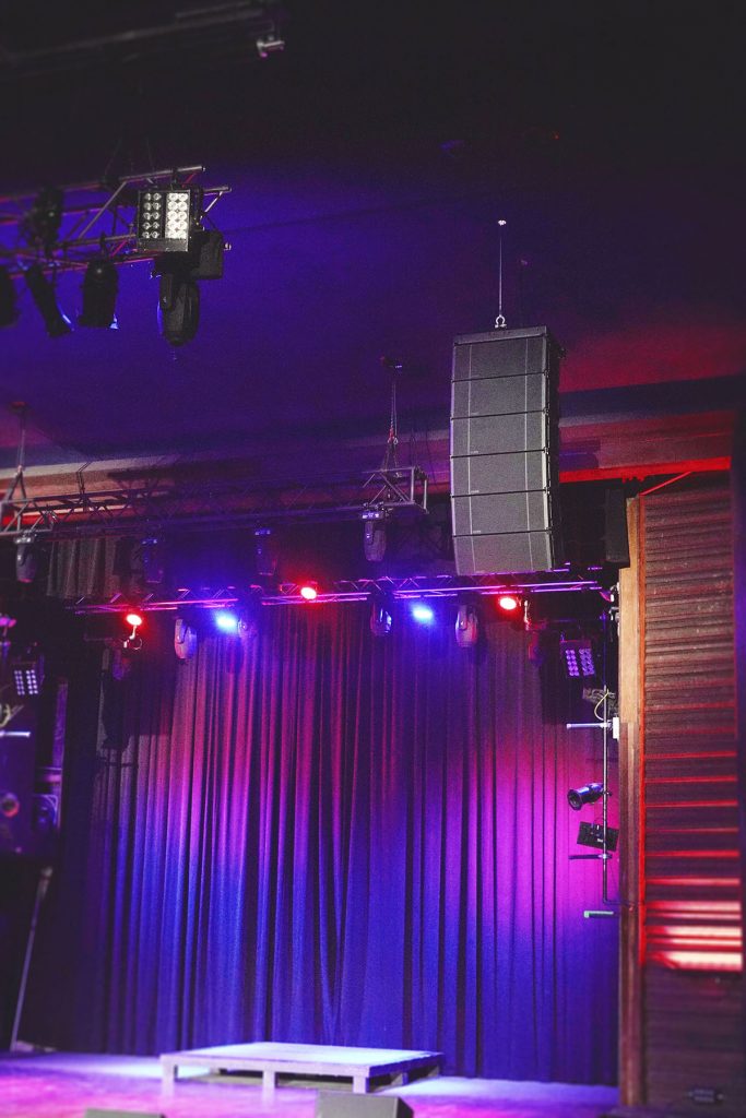 EAW KF810P sigue rompiendo esquemas - sonido e iluminación